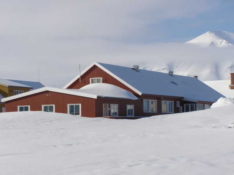 UK Arctic Research Station – Arctic Office